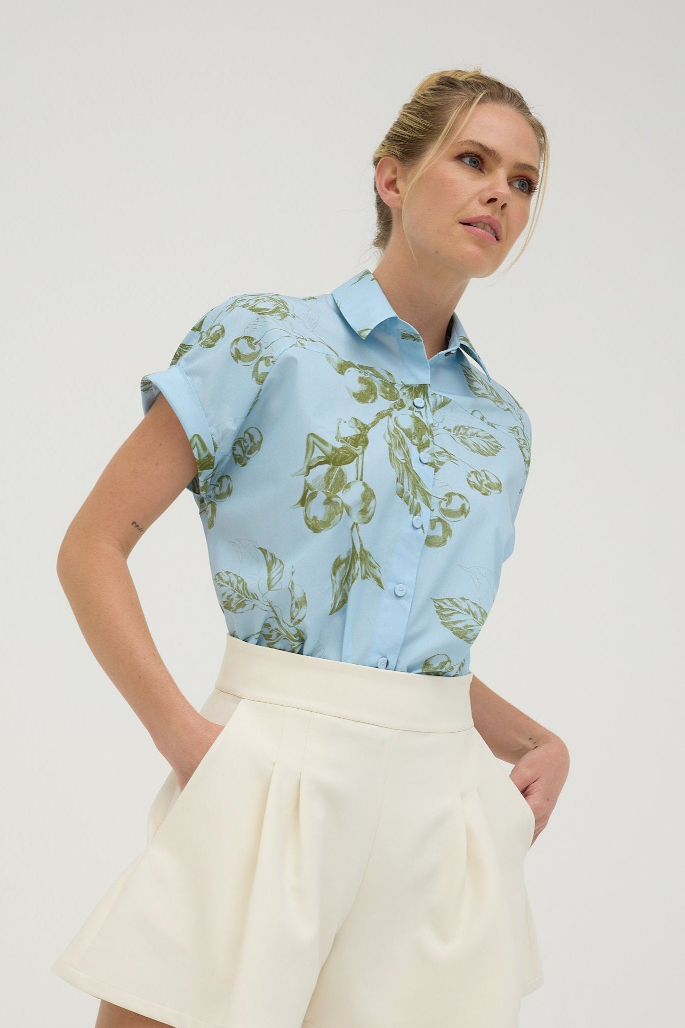 BRUNA Blouse | Grace, The Cherry Tree, and The Blackbird